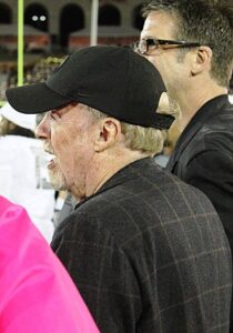 Phil Knight Biography (Age, Career, Net Worth, & More)